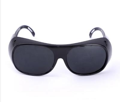 China Industrial Arc Protection Anti-Glare Safety Goggles with 6-Month Warranty and CE Certification for sale