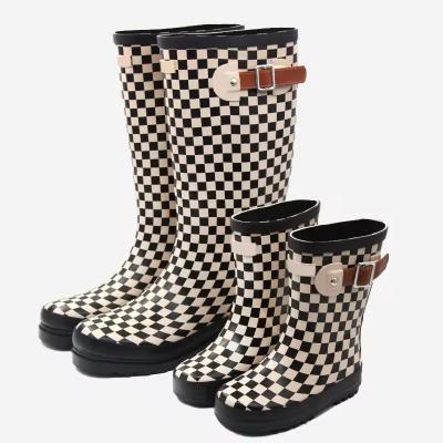 China Custom Print Family Collection Gumboots Kids Mother 100% Waterproof Rubber Rain Boots EU Size 20-42 for sale