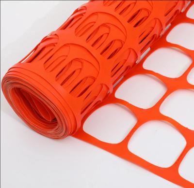 China Orange 45mm Heavy Duty Plastic Safety Mesh Fence 30.5m x 1.22m UV Resistant for sale