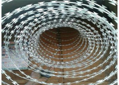 China China Manufacture Hot Dipped Galvanized Concertina Razor Barbed Wire  BTO-22 CBT-65 for sale