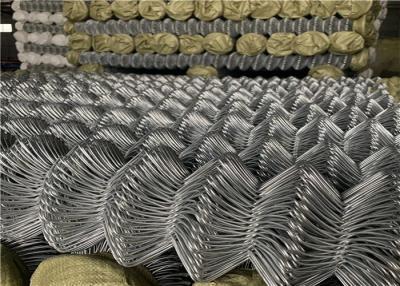 China 3.0mm galvanized wire woven chain link fence 75x75mm mesh chain link wire mesh rolls for sale