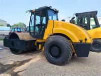 China 18 Ton Mechanical Single Drum Road Roller 112kW Soil Compactor for sale