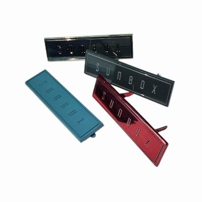 China Electroplated Metal Logo Label Corrosion Resistant Custom Embossed Metal Tags for sale