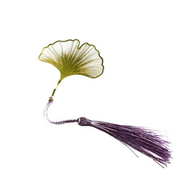 China Electroplating Custom Metal Bookmark Gold Ginkgo Leaf Bookmark With Tassel for sale