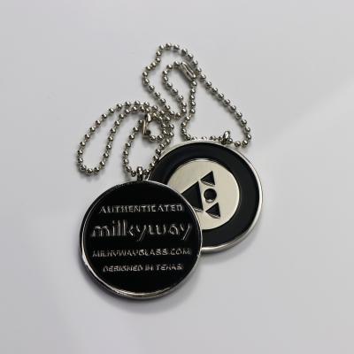 China Corrosion Resistant Custom Swing Tags Zinc Alloy Metal Logo Tag With Black Electroplating for sale