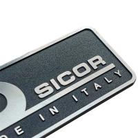 China Custom Aluminum Highlight Silver Brand Logo Nameplate Black Anodized Label With Feet for sale