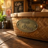 China Custom-made Metal Retro-colored Surface Signs Electroplated Zinc Alloy Labels for Bamboo Baskets for sale