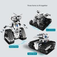 China 600 Parts Modern Military Models Robot 25*13*22.6cm 2.4Ghz Remote Control for sale
