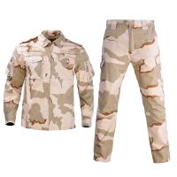 China Multi-Pocket Tactical Camouflage Clothing Fine Twill Fabric Cotton blend for sale