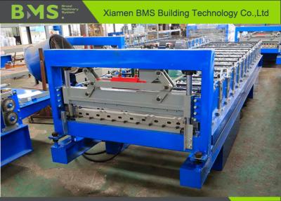 China 0.3 - 0.8mm Thickness Chain Drive Roofing Panel Roll Forming Machine for sale