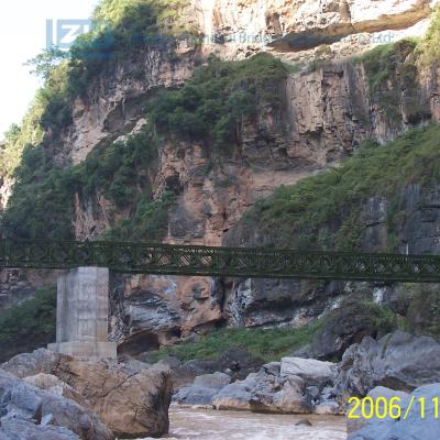 China CB200 & CB321 Bailey Bridge Prefabricated Steel Truss System with 843.9 kN Load Capacity and Waterproof Construction for sale