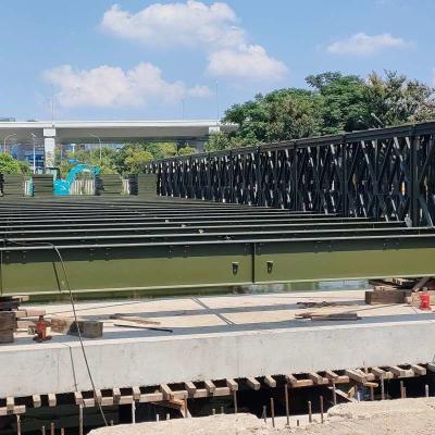China Temporary Steel Half Through Truss Bridge with 1937.2 kN Shear Capacity - Painted or Galvanized Finish for sale