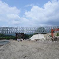 China Galvanized Modular Steel Bridge 4.2m/3.2m Width with 1576.4 kN.m Moment Capacity and 490.5 kN Shear Strength for sale