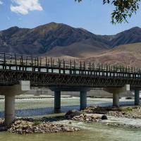 China Permanent Steel Truss Bridge with 843.9kN Load Capacity and 0.3mm Welding Precision for Large Span Applications for sale