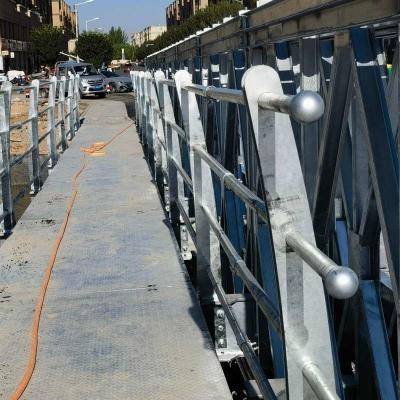 China Grade 8.8 Steel Structure Membrane Pre-Engineered Pedestrian Bridges with 0.3mm Welding Precision and 8228.6 kN.m Load Capacity for sale