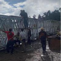 China Galvanized Prefabricated Steel Truss Pedestrian Bridge 7.35m Double Lane with 90 Ton Load Capacity for sale