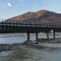 China Multifunctional Bailey Corten Steel Pedestrian Bridge with 3930.3 kN.m Load Capacity and Wind-Resistant Design for sale