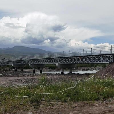 China Galvanized Prefabricated Steel Truss Bailey Bridge with 6750 kN.m Capacity for Mountainous Terrain for sale