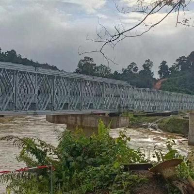 China CB100 Steel Bailey Bridge 3.15m to 10.5m Width with 3375 kN.m Moment Capacity for Mountain Construction for sale