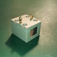 China LN LiNbO3 Pockels Cell 9mm Aperture 1064nm Low Half Wave Voltage High Damage Threshold AR Coated for Q Switch for sale