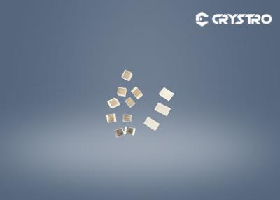 China TGG Crystal Square Magneto Optical Fiber Isolator 3x3.5x5mm 1064nm for sale