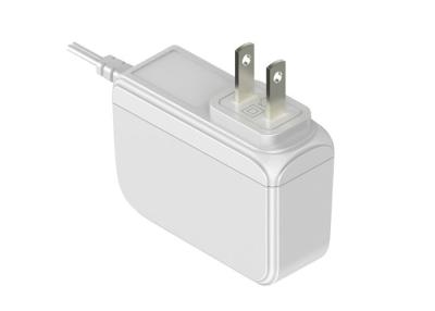 China 12V 1.5A 18W AC Switching Power Supply Adapter with Universal 90-264V Input and Multiple Safety Certifications for sale