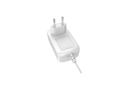 China 18W 12V 1.5A Universal Wall Mount Power Adapter with 100-240V AC Input and Global Safety Certifications for sale