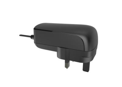 China UK Plug Black 5V Switching Power Supply 2.5A Wall Mount With 3 Pin for sale