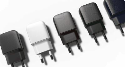 China 5V 1A/2.1A/2.4A Universal USB AC Adapter with 50,000 Hours MTBF and Energy Star Class 6 Efficiency for sale