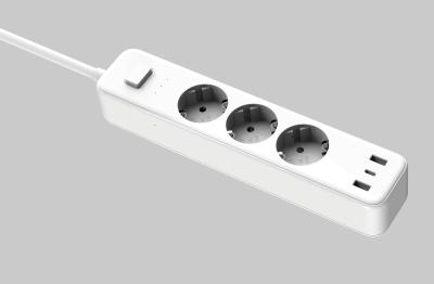 China PD 32W Smart Power Strip with USB-C 20W Fast Charging, Dual USB-A Ports 12W, and 250V 16A AC Socket for Multiple Device Power Management for sale