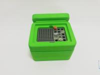China Green Color Ice Free Cooling Workstation -20℃~ 0℃ Temperature For Experiment holding time over 8hours for sale