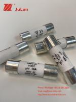 China 25A Solar PV Ceramic Photovoltaic Fuse Bus Box  1500VDC for sale