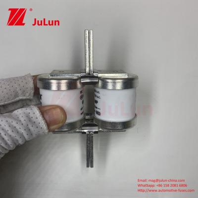 China 690V Rated Voltage BUSSMANN 630MMT Ceramic Automotive Fuses With Twin Flat Plate Bolt Design For M6/M8 Installation for sale