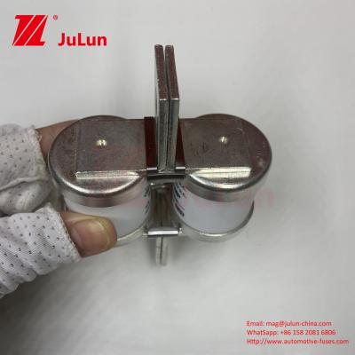 China BUSSMAA 690V Rated Voltage Ceramic Copper 630MMT Automotive Fuses 630A M6/M8 Installation for sale