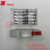 China 1000VDC-1500VDC Solar PV Fuse Holder With Fuse 2 Amp Fuse Solar Dc Cylindrical Fuse Links for sale