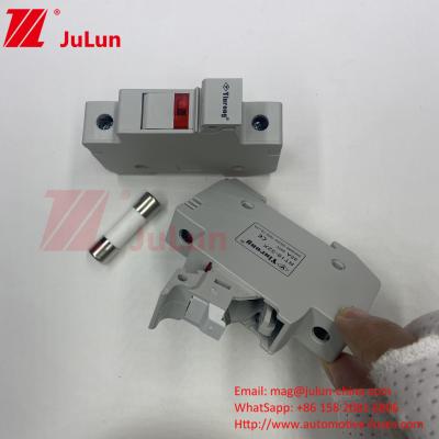 China Silver  Solar Pv Fuse / Din Rail Solar Fuse Holder Range For Photovoltaic Bus Boxes for sale