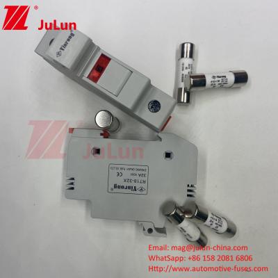 China Cylindrical Din Rail Solar Fuse Holder /  Solar Pv Fuse Holder With 30kA Breaking Capacity for sale