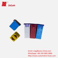 China Amp Blade Fuse Enhanced Safety Customizable LOGO For Electric Vehicles Littel Automobile Square Fuse 32V 58V for sale