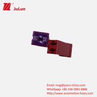 China Littel Automobile Square Fuse 32V 58V Cigarette Lighter 495 Fuse Box 20A30A40A50A60AImported for sale