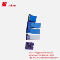 China 495 Fuse Box 20A30A40A50A60 Imported Little Automobile Square Fuse 32V 58V Cigarette Lighter for sale