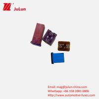 China 495 Fuse Box 20A30A40A50A60 Imported Little Automobile Square Fuse 32V 58V Cigarette Lighter for sale