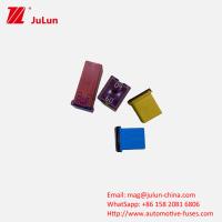 China 495 Fuse Box 20A30A40A50A60 Imported Little Automobile Square Fuse 32V 58V Cigarette Lighter for sale