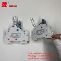 China Cylindrical Solar PV Fuse 10A-63A 1000VDC/1500VDC IEC60269.6 Fuse 10X38 1p 2p 3Pole Np Dc Fuses Square Solar Pv Fuse for sale