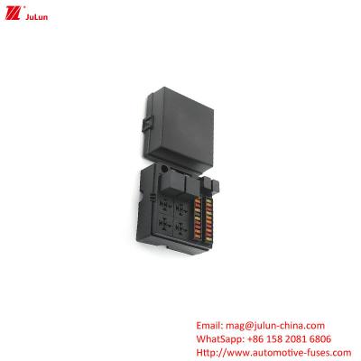 China Compact Resettable Circuit Breaker For Automotive Fuse Holder Meets EU UL Stan for sale
