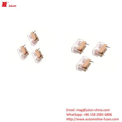 China Plastic Housing Copper Contact Automotive Fuse Holder 30A-100A for sale