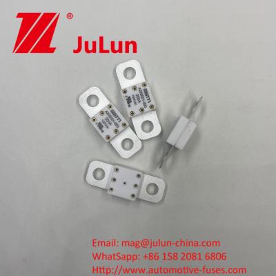 China 150VDC Rated Voltage Ceramic A202001-500A Automotive Fuses with Hole Distance of 39mm Made of Copper Silver Quartz Sand and Gold for sale