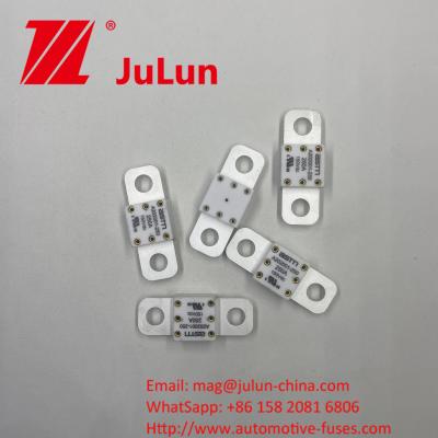 China Electrical Characteristics ASTM A202001 300A 150VDC Ceramic Automotive Fuses for Heavy-Duty Equipment for sale