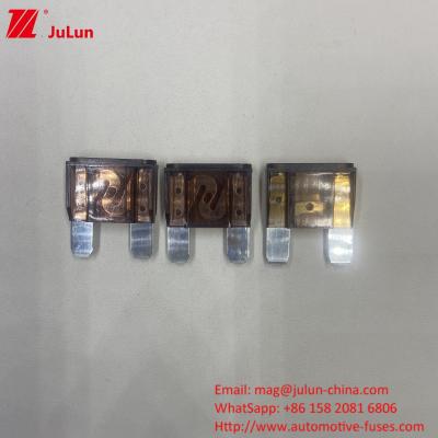 China Automotive Electronics Blade Car Fuses 50A 32V for sale