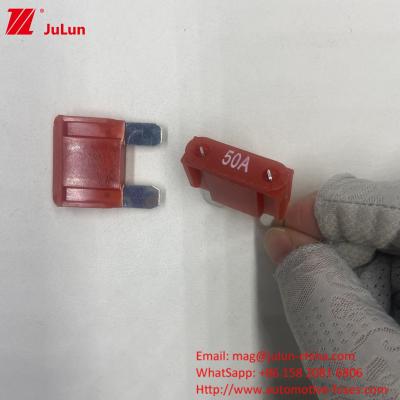 China Blade 60A Car Fuses Grade For Automotive Electronics 32V for sale