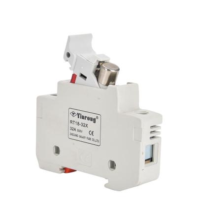 China PV 1500V 32A Ceramic Cylinder Fuse With High Breaking Capacity Fuse Holder For Low Voltage Meets IEC Safety Standards for sale